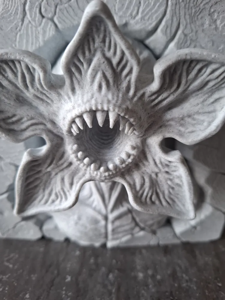 Demogorgon (Stranger Things) - Relief Sculpture by Martin Crow ...