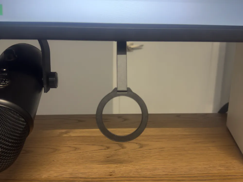 Magsafe Monitor Mount - Free 3D Print Model - MakerWorld