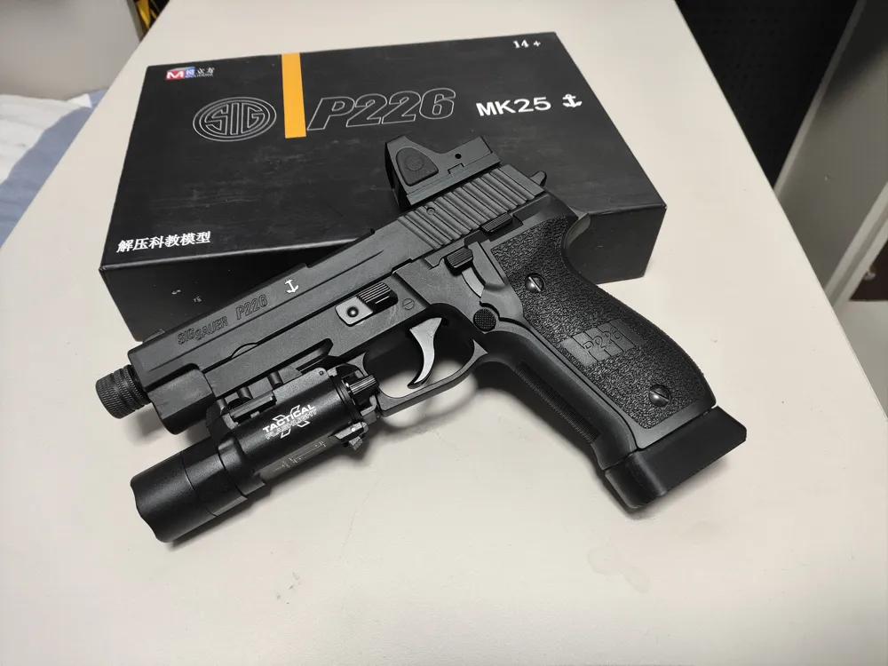 Molifang P226 toy magazine decorative bottom cover - Free 3D Print ...