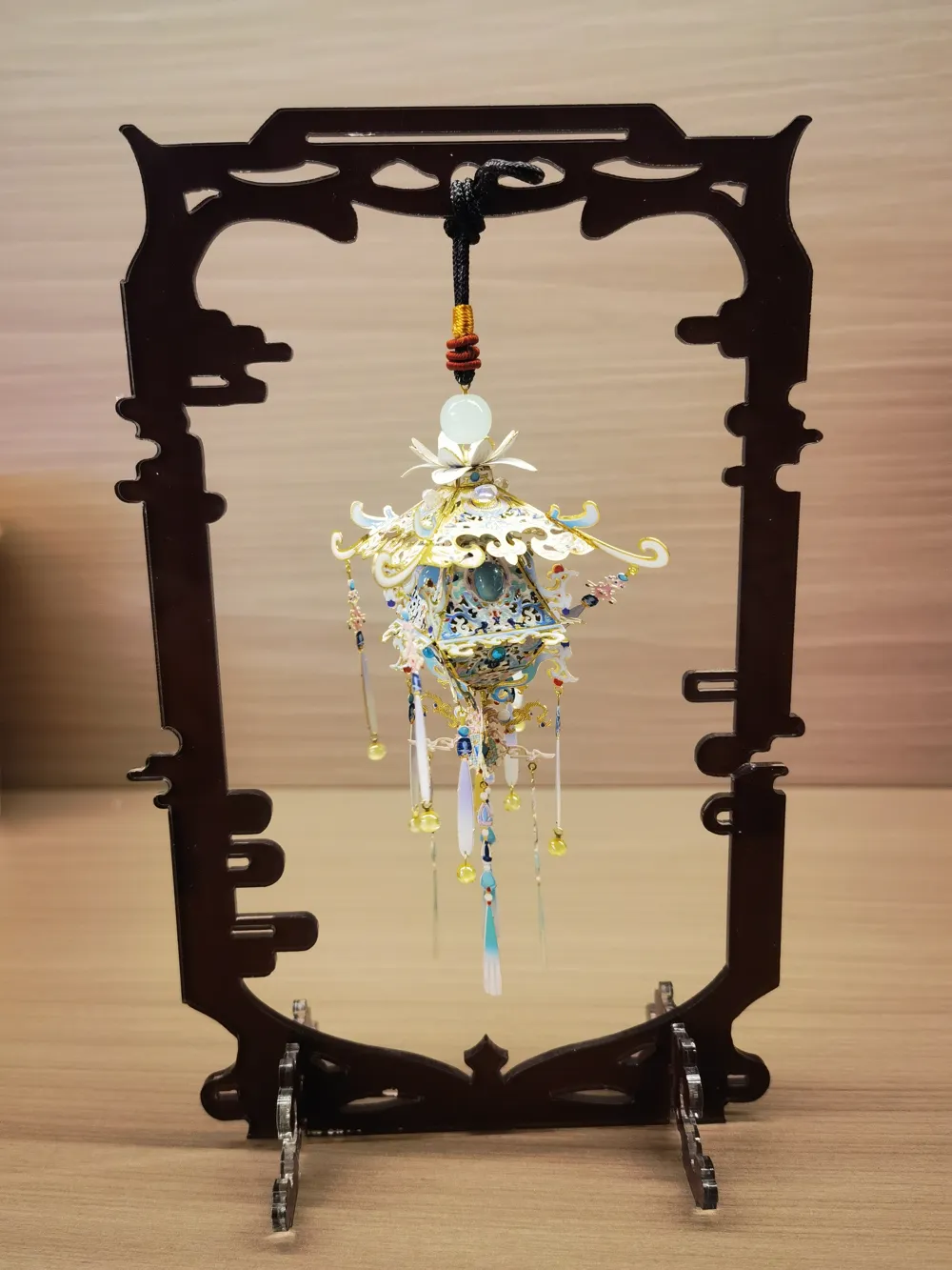 Hanging Figure Display Stand - Free 3D Print Model - MakerWorld