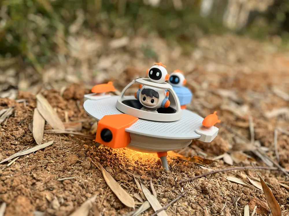 Bambu Lab Spaceship Filament Spool DIY (Spaceship Lamp) - Free 3D Print ...