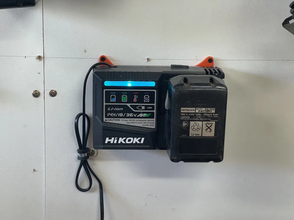 Hitachi / Hikoki Battery Changer Wall Mount - Free 3D Print Model ...