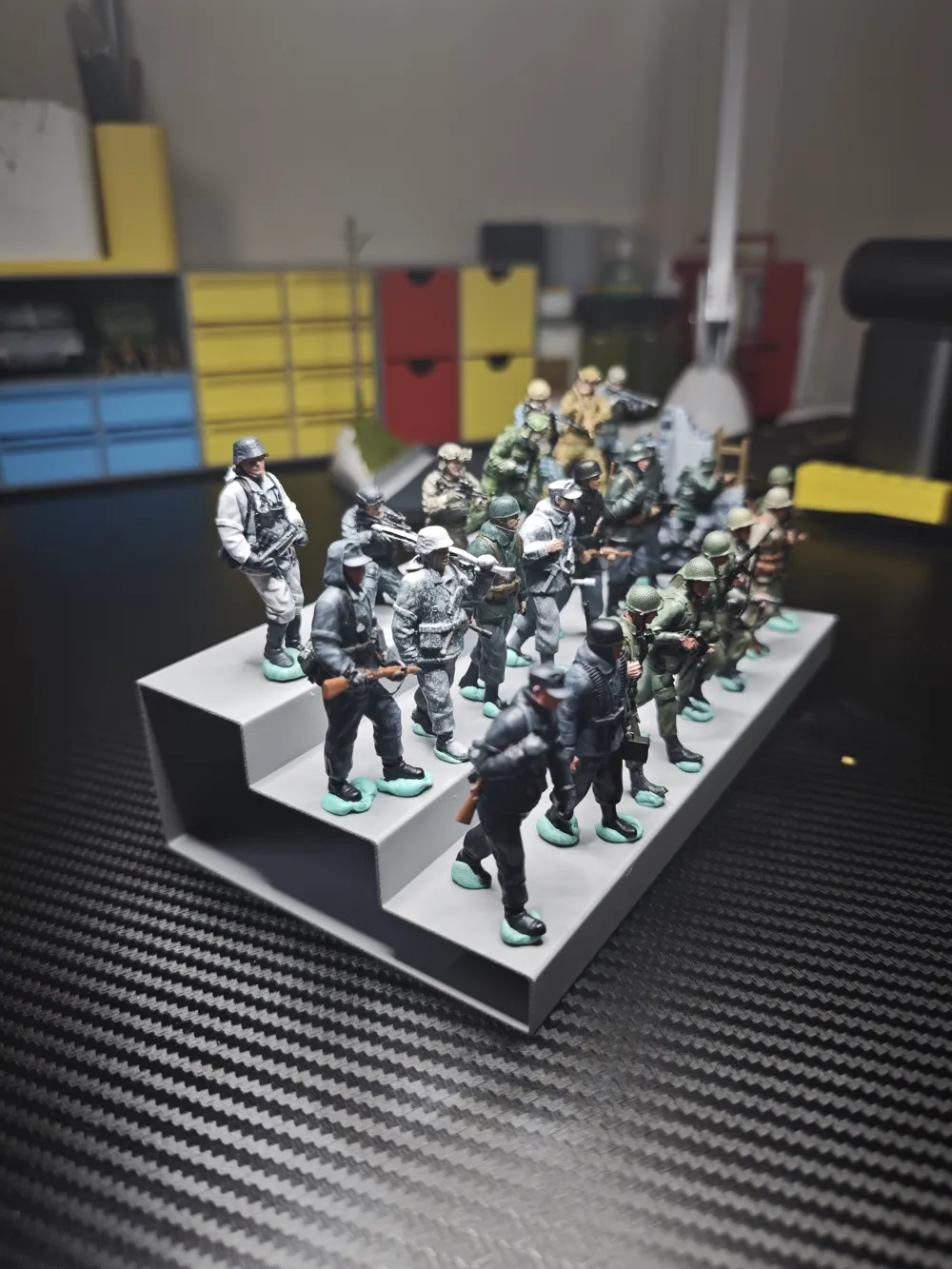 1/35 Scale Soldier Figurine Display Stand - Free 3D Print Model ...