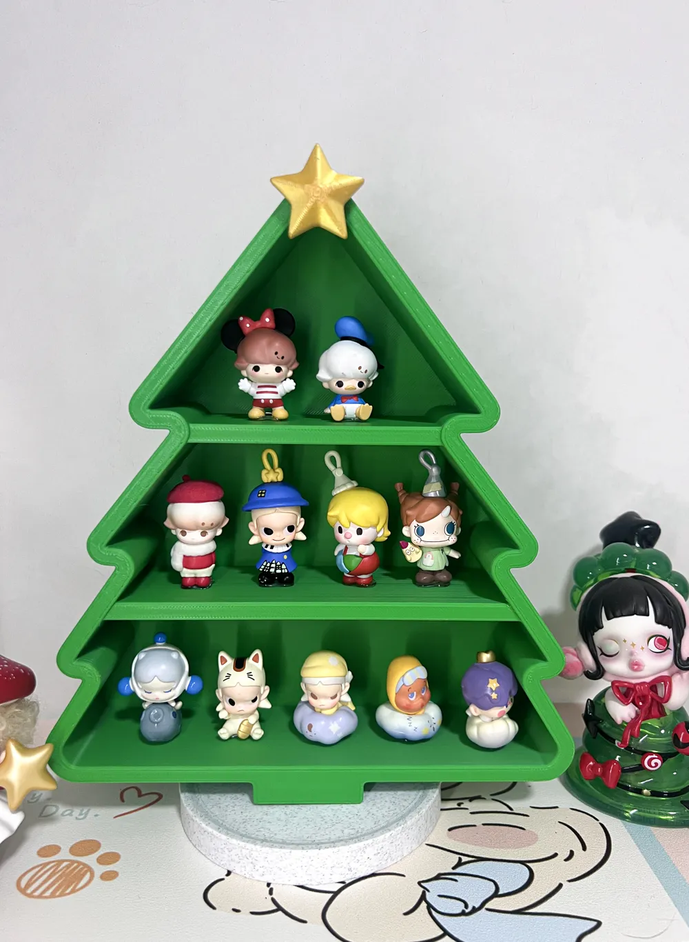 Christmas Tree Figure Display Cabinet - Free 3D Print Model - MakerWorld