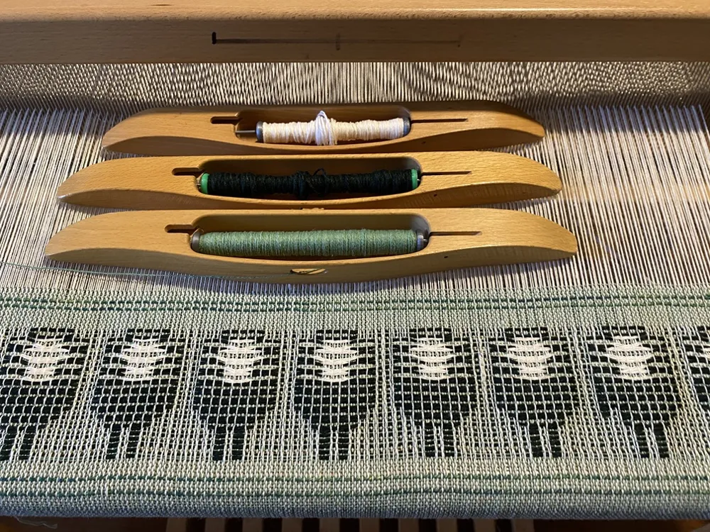 Parametric Weaving Boat Shuttle Bobbin - Free 3D Print Model - MakerWorld