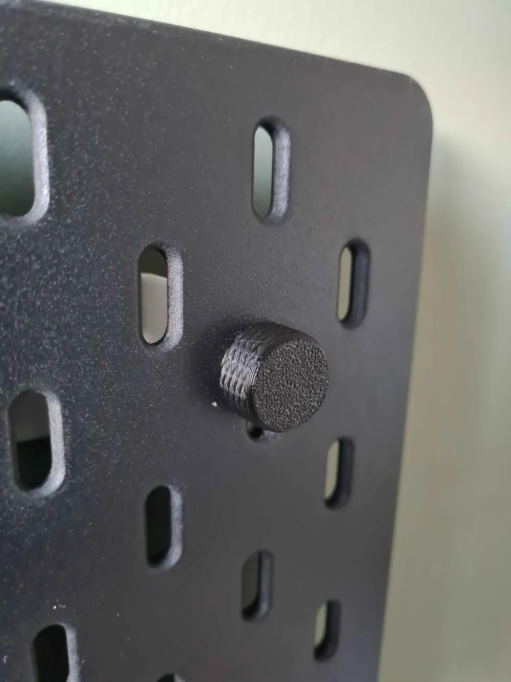 Knurled cap/ cover for Ikea Skadis - Free 3D Print Model - MakerWorld