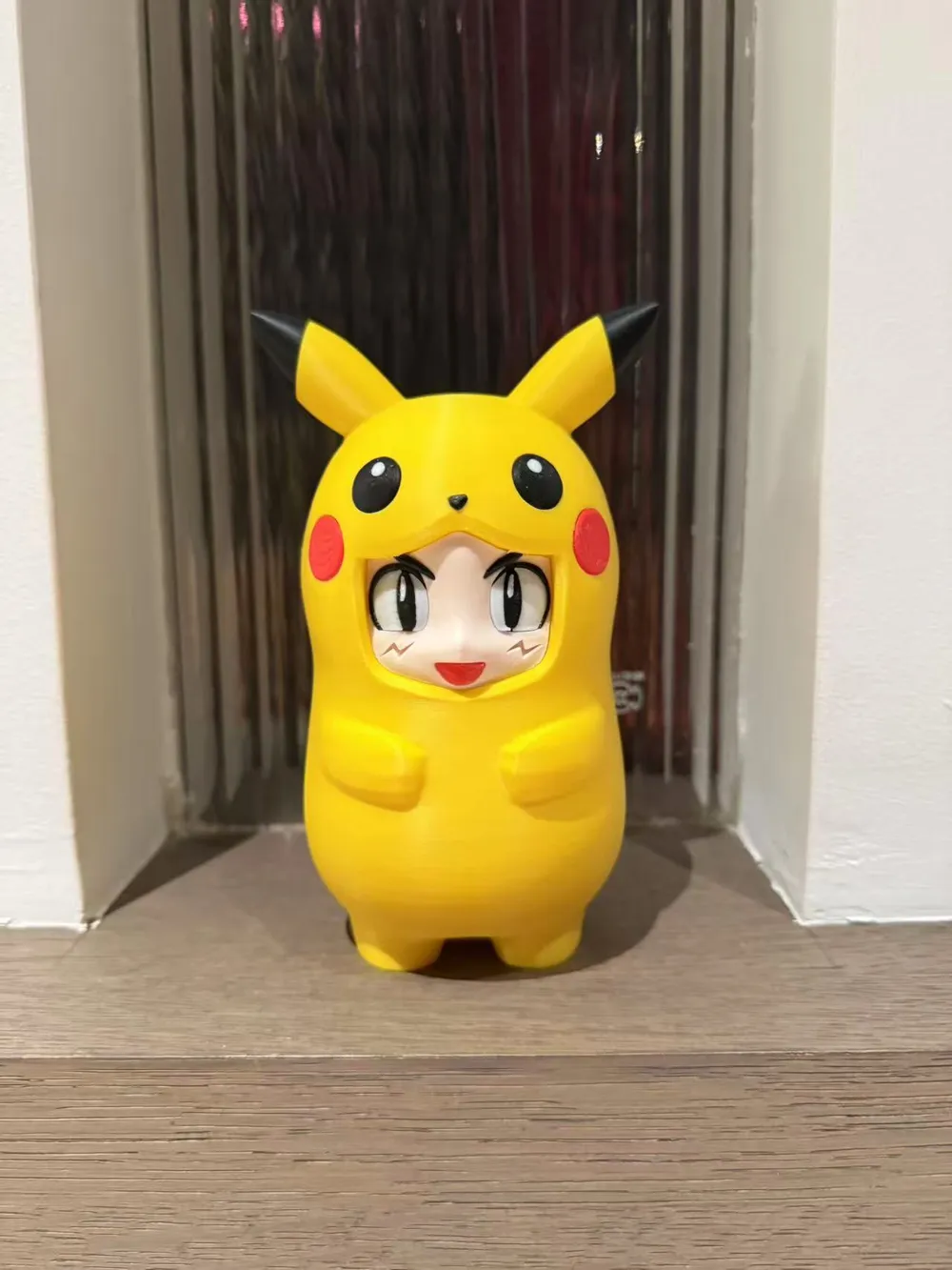 Ash dans une veste Pikachu, impression multi-couleurs segmentée (sans ...