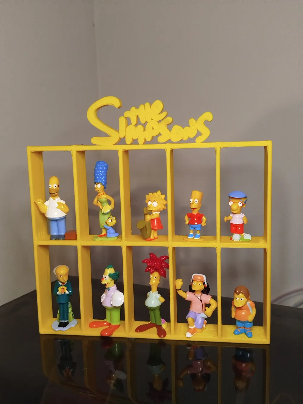 Simpson Kinder Collection Display - Free 3D Print Model - MakerWorld