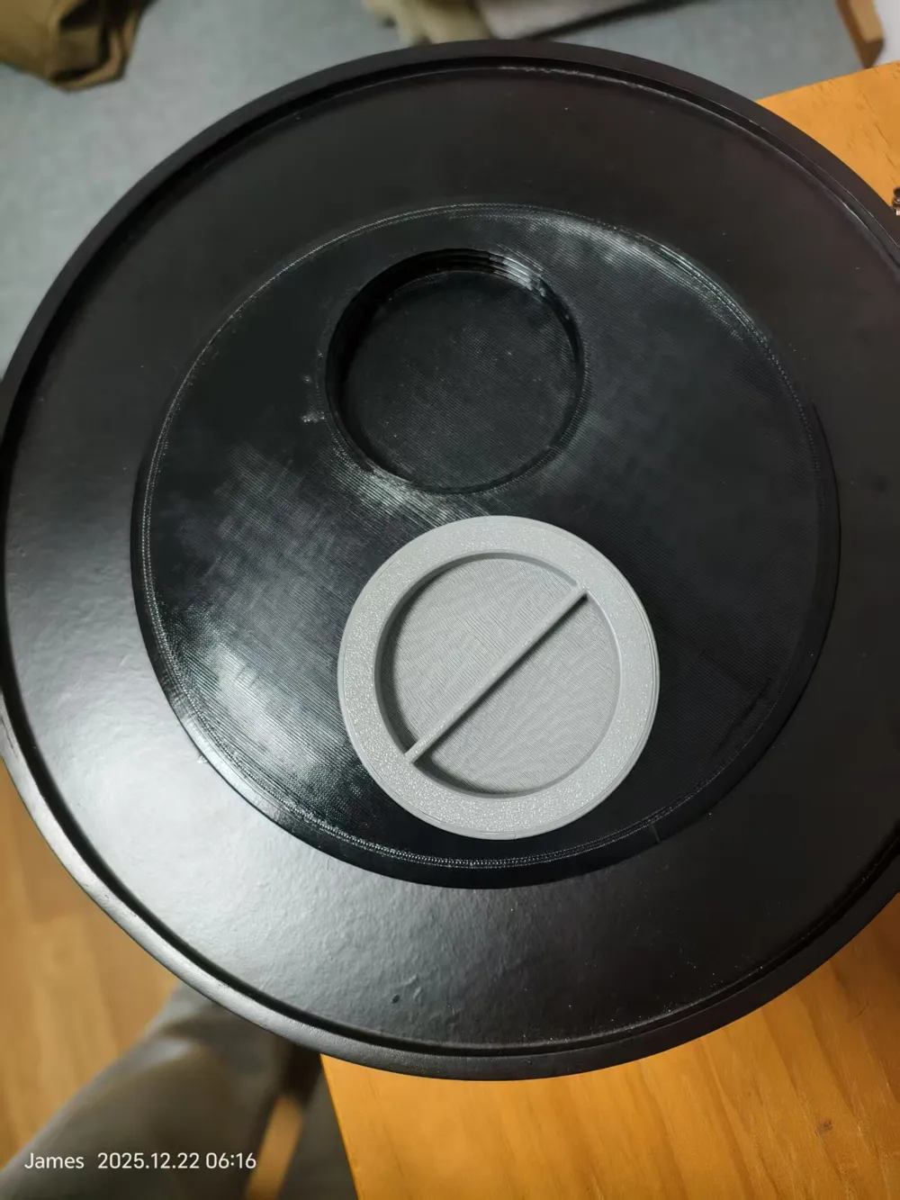 Xpeng G9 Rear Armrest Mini Coffee Table - Free 3D Print Model - MakerWorld