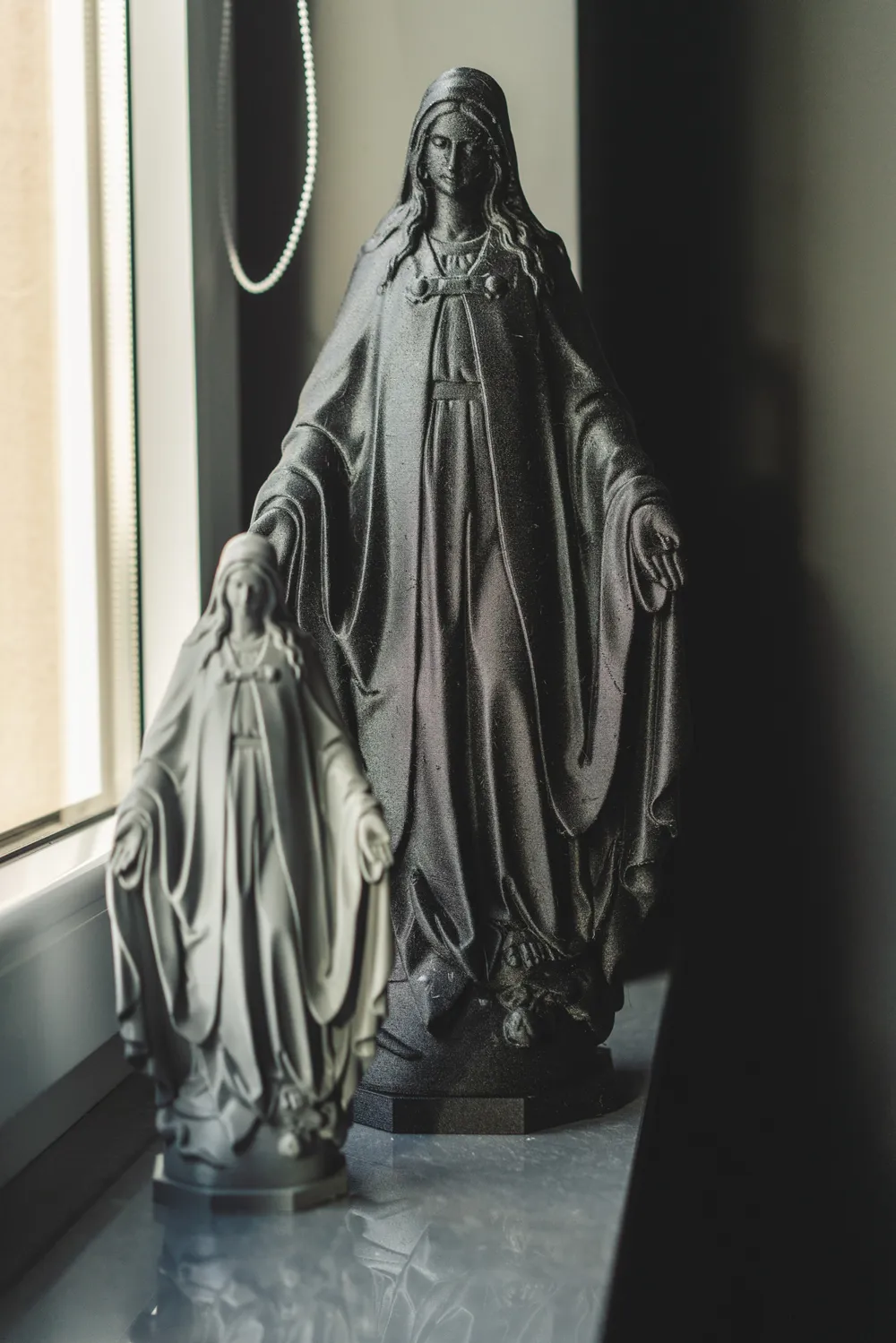 Holy Virgin Mary - Free 3D Print Model - MakerWorld