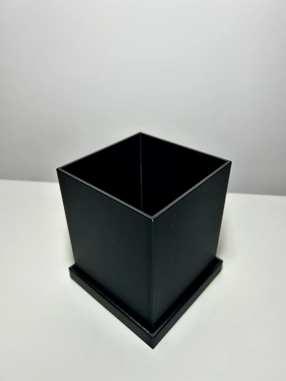 Simple Square Planter / Pot | Drainage Holes - Free 3D Print Model ...