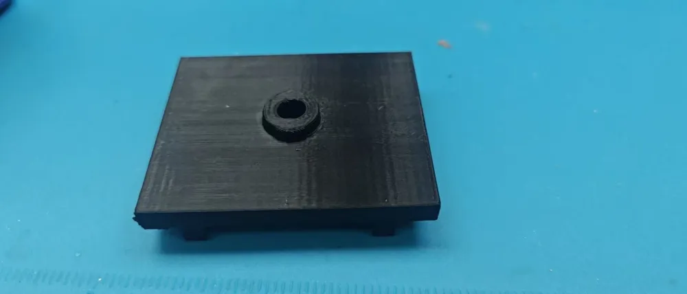 Base de support de col de cygne pour grand modèle de plaque perforée ...