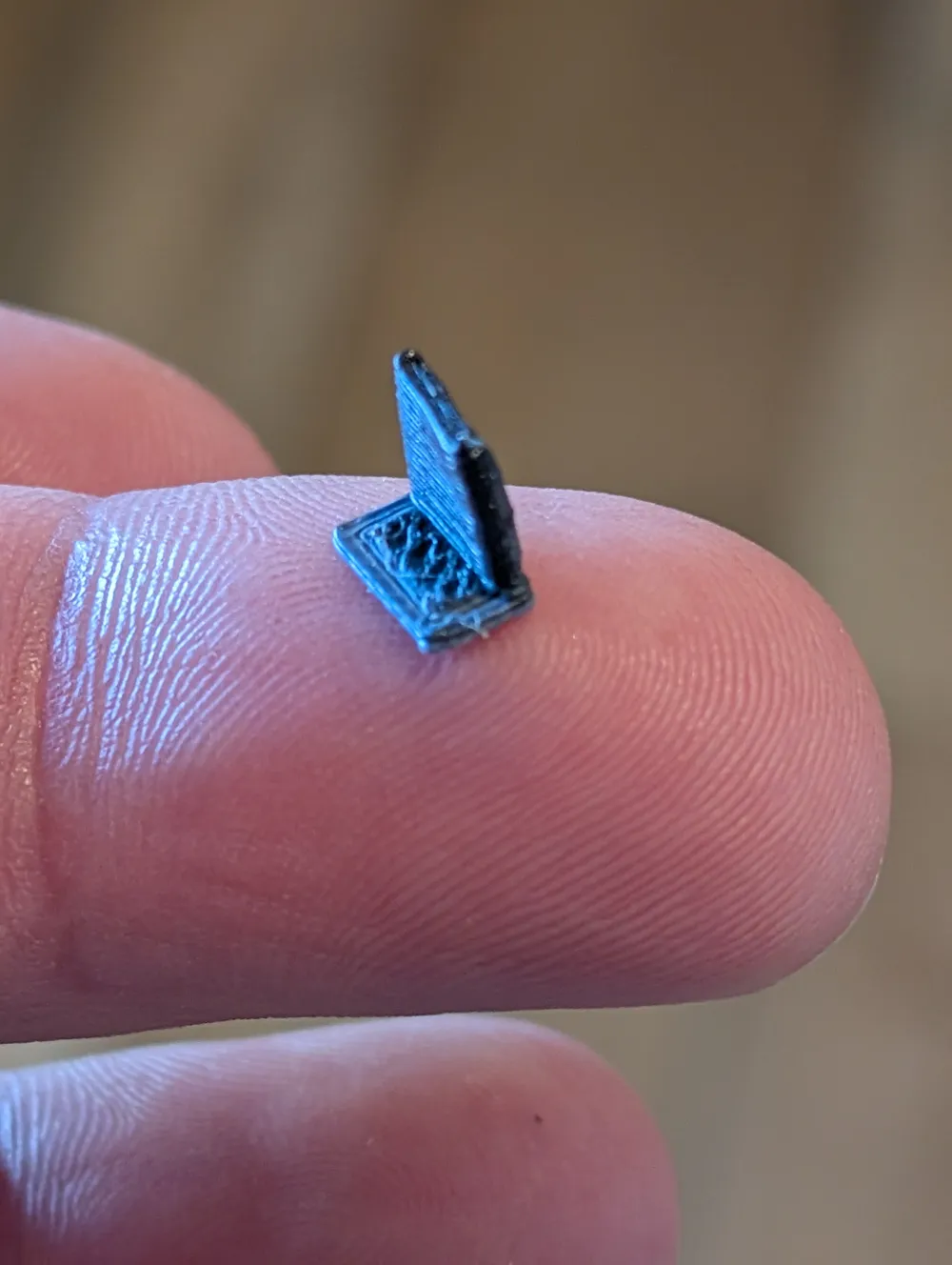 Tiny l shapped stoppers - 7mm x 7mm - Free 3D Print Model - MakerWorld