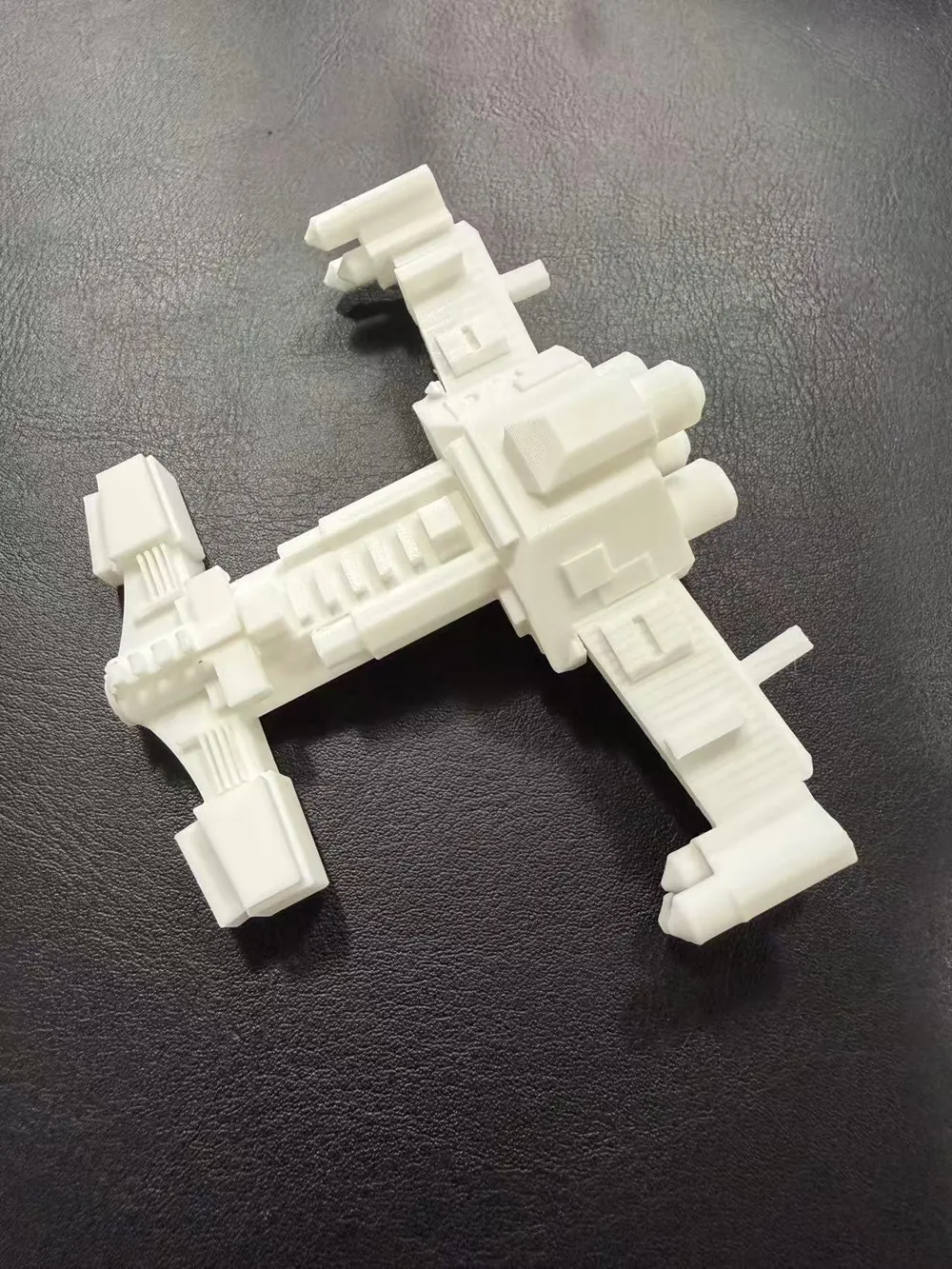 Blizzard Starcraft space ship - Free 3D Print Model - MakerWorld