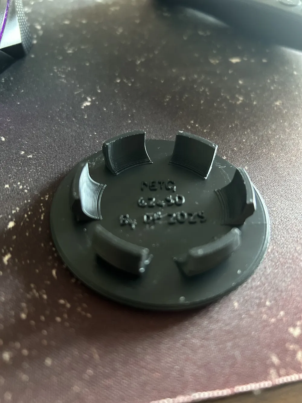 range rover wheel centre caps with vw logo - Free 3D Print Model ...