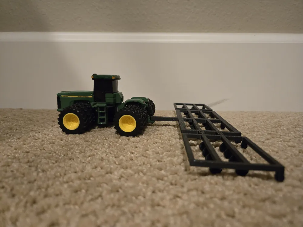 Folding Disk for 1/64 Farm equipment - Free 3D Print Model - MakerWorld