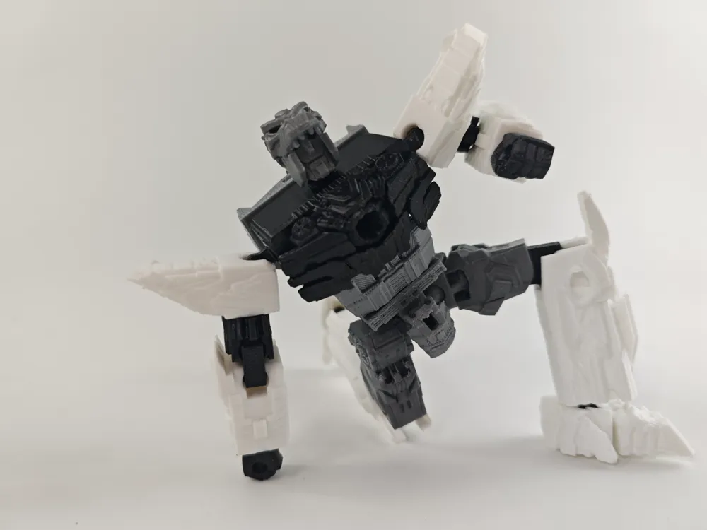 Overlord Armor - Free 3D Print Model - MakerWorld