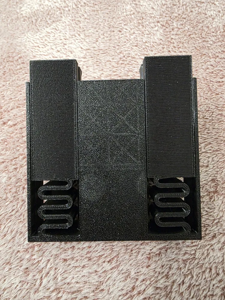 3Dプリント はんだ付け用ワイヤークランプ（造形一体型、サポート不要） - 無料3Dモデル -MakerWorld