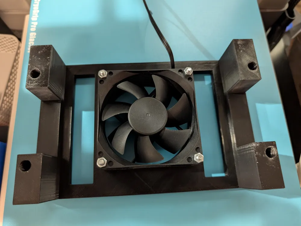 Victron MPPT 150/35 80mm FAN Bracket - Free 3D Print Model - MakerWorld