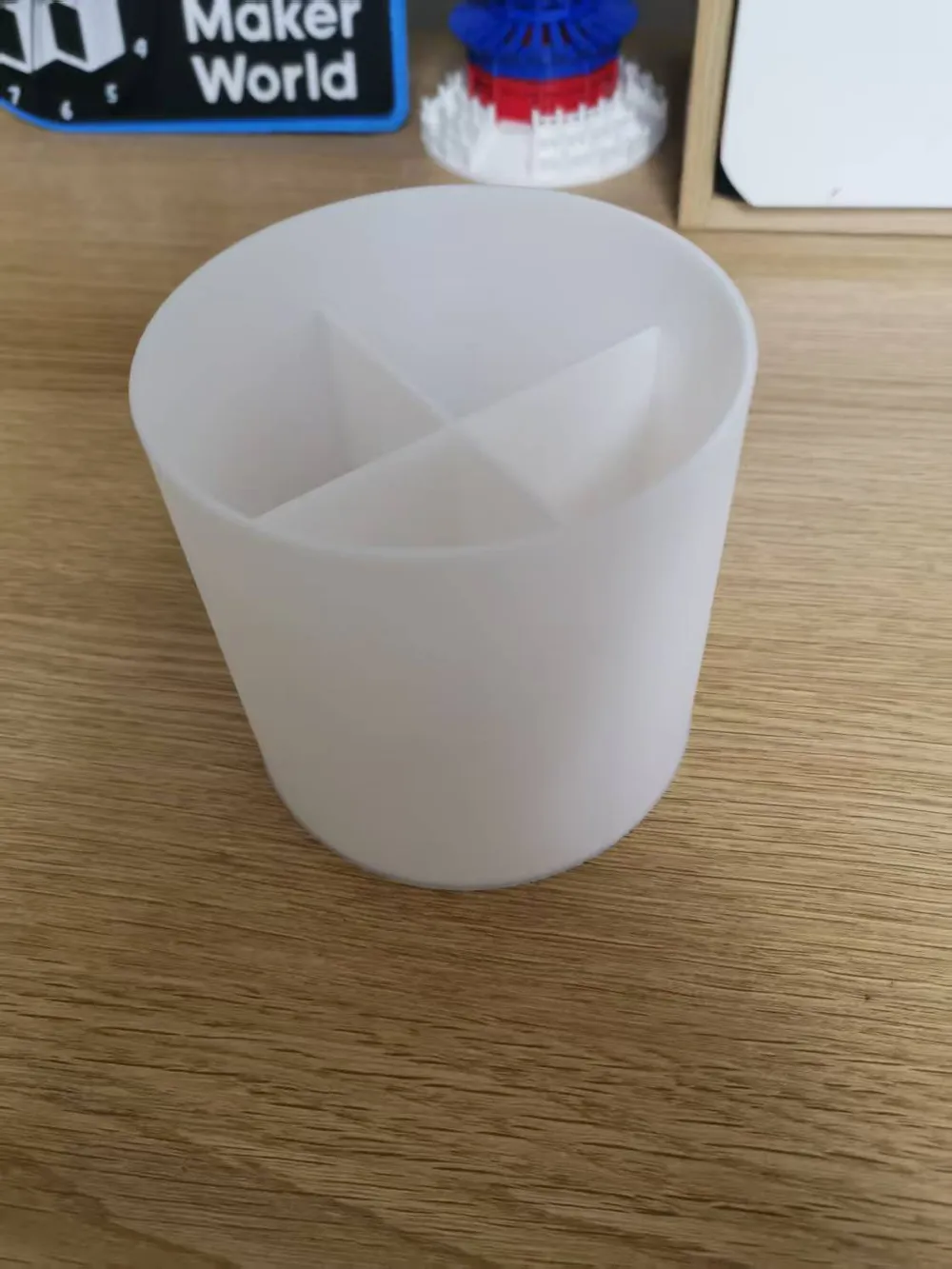 Divided Desktop Pen Holder - Free 3D Print Model - MakerWorld