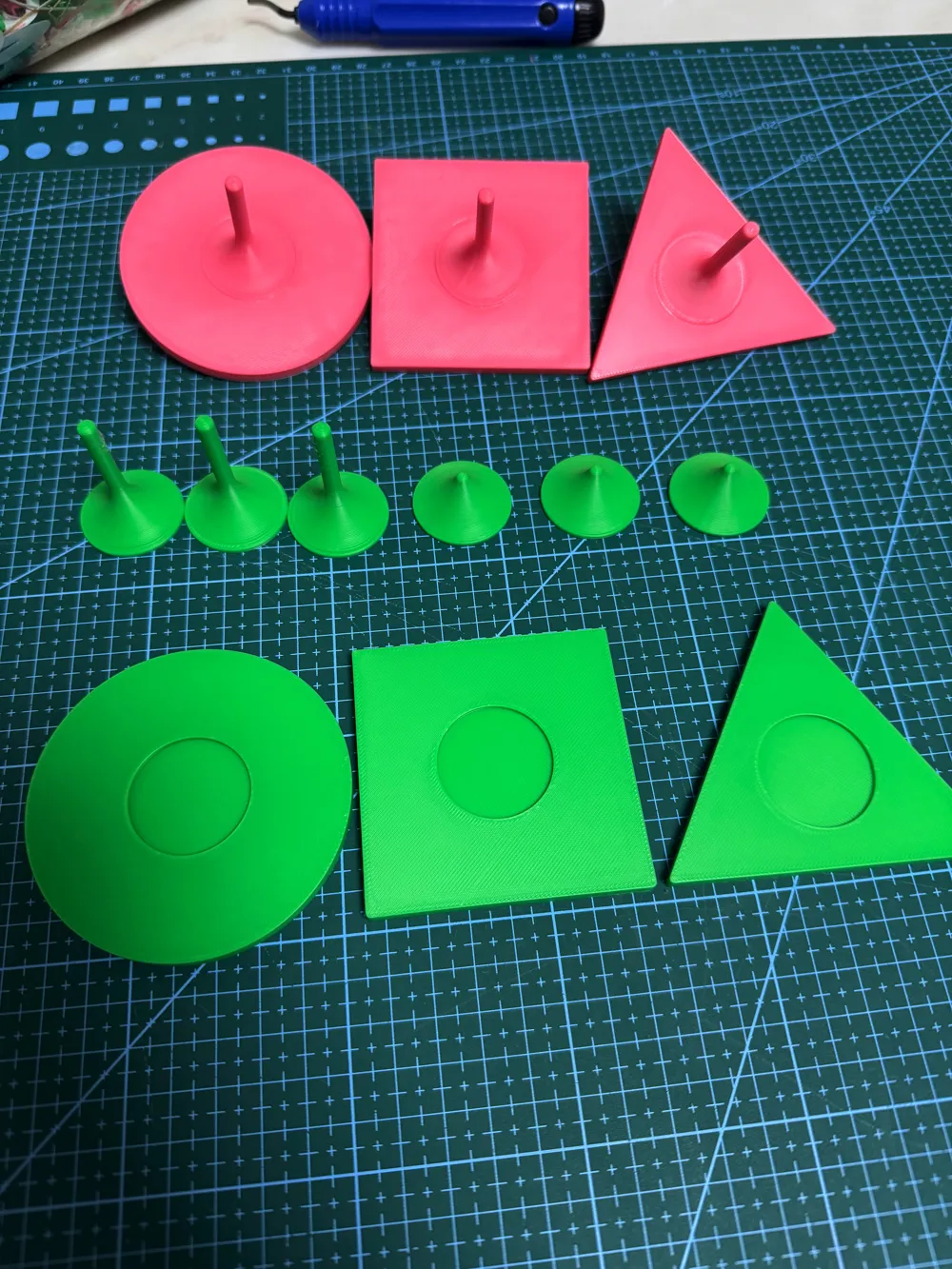 Second Grade Math Movement of Shapes Gyro Fidget Spinner Teaching Aid ...