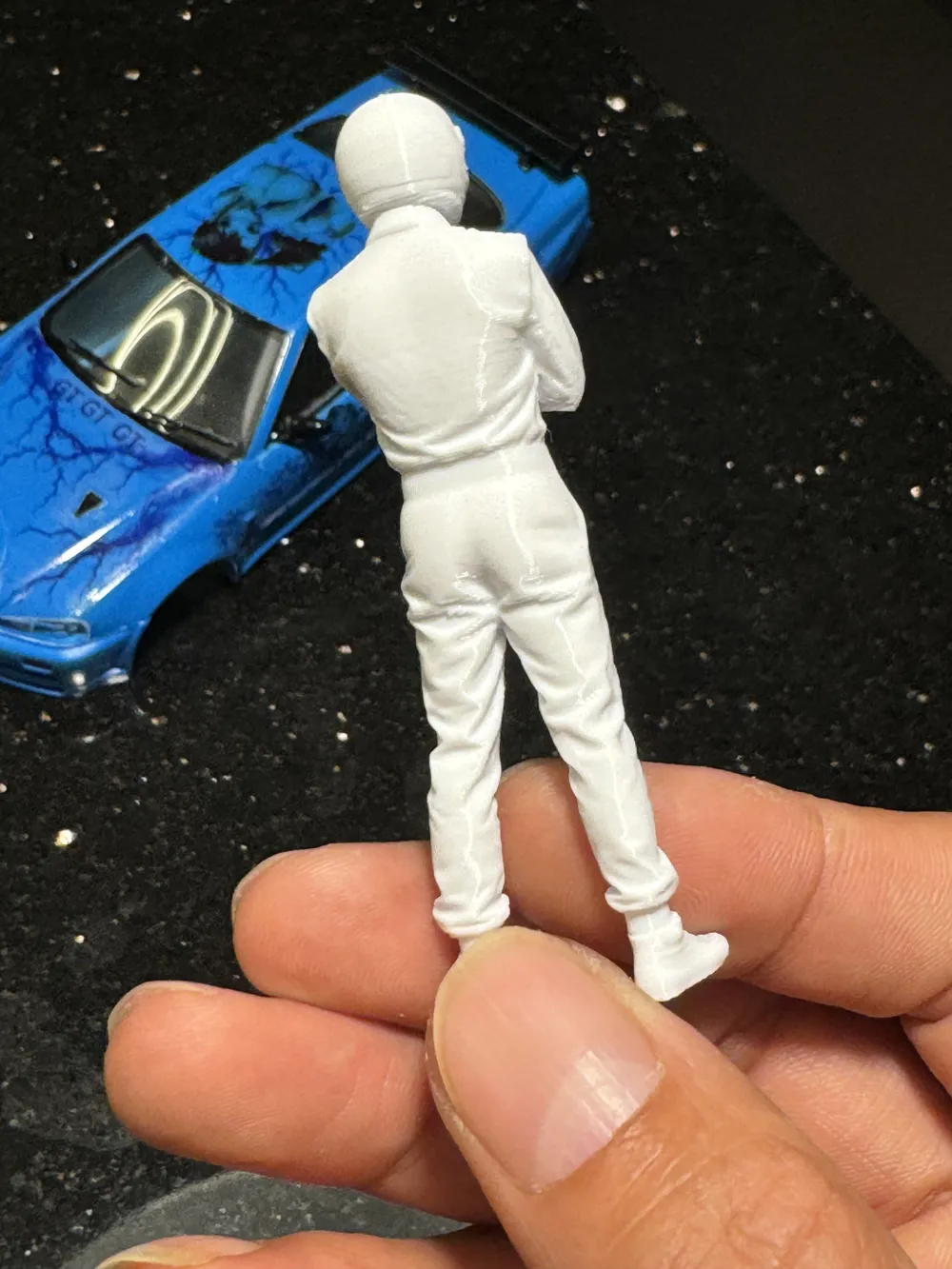 1/24 scale figure model racer - Free 3D Print Model - MakerWorld