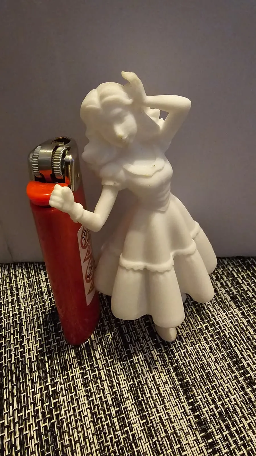 Alice im Wunderland - Free 3D Print Model - MakerWorld