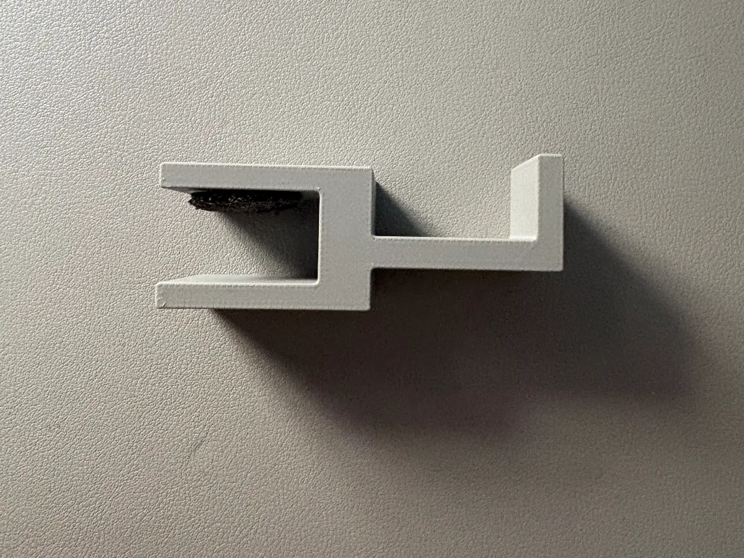 Headphone Hanger - Free 3D Print Model - MakerWorld