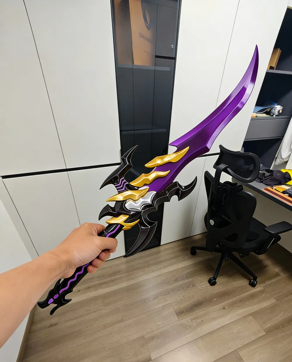Solo Leveling Sung Jinwoo's Dagger Dragon Emperor Antares's Fang 1:1 ...