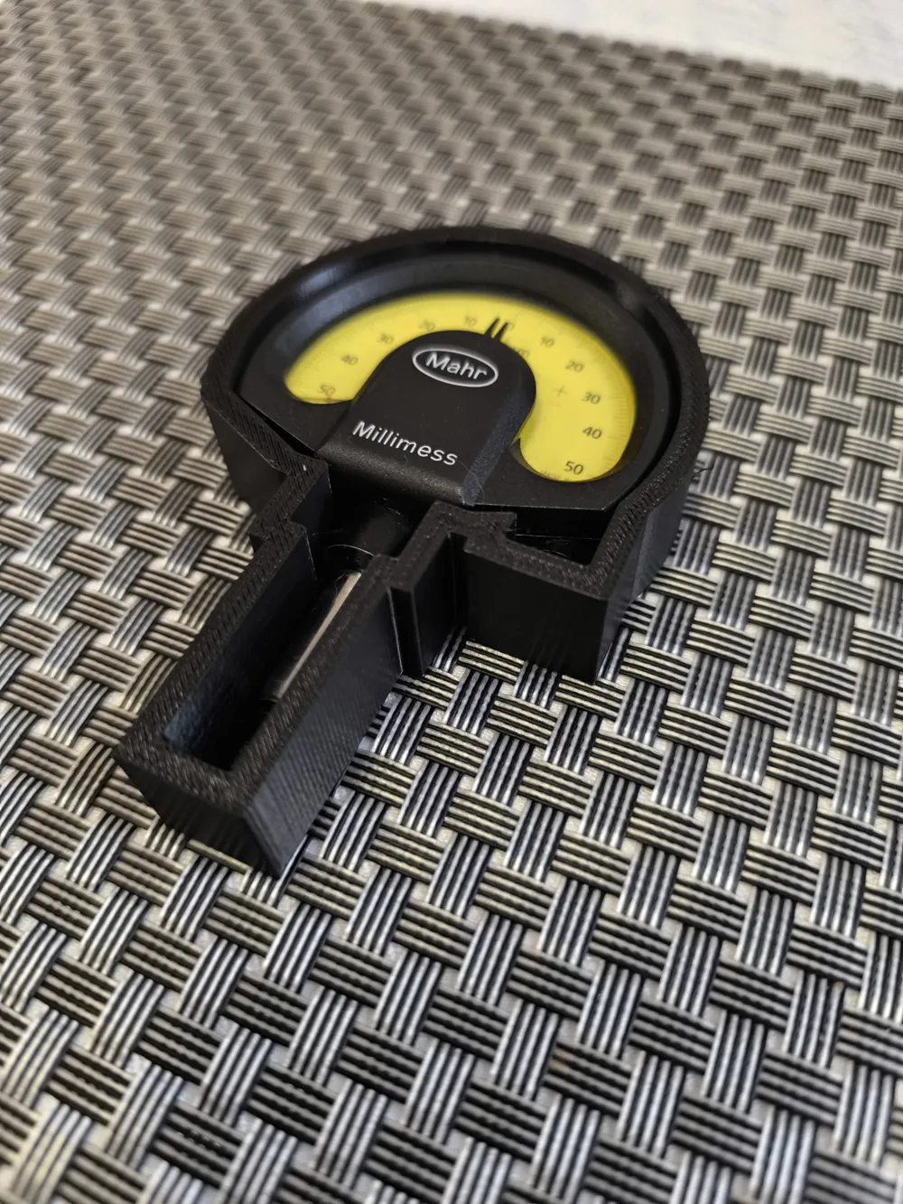 Dial indicator MAHR Millimess - Free 3D Print Model - MakerWorld