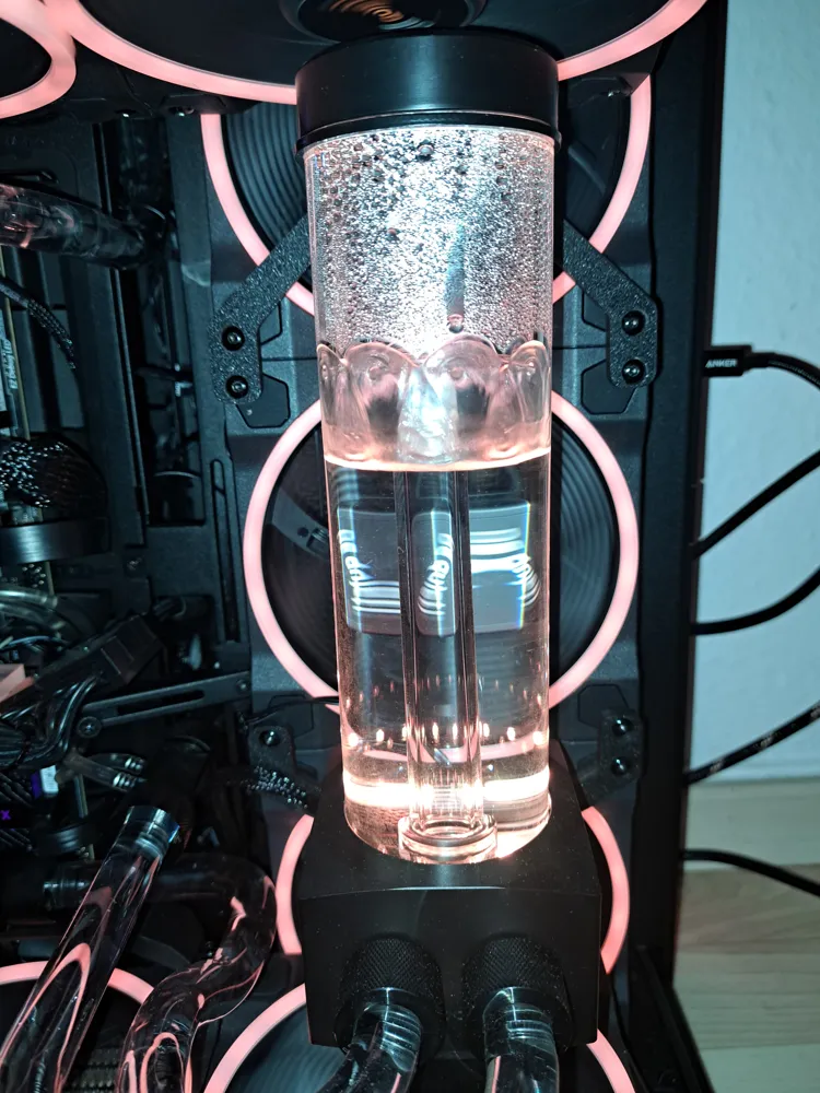 Alphacool Core 200 Aurora 支架 - 免费 3D 打印模型 - MakerWorld