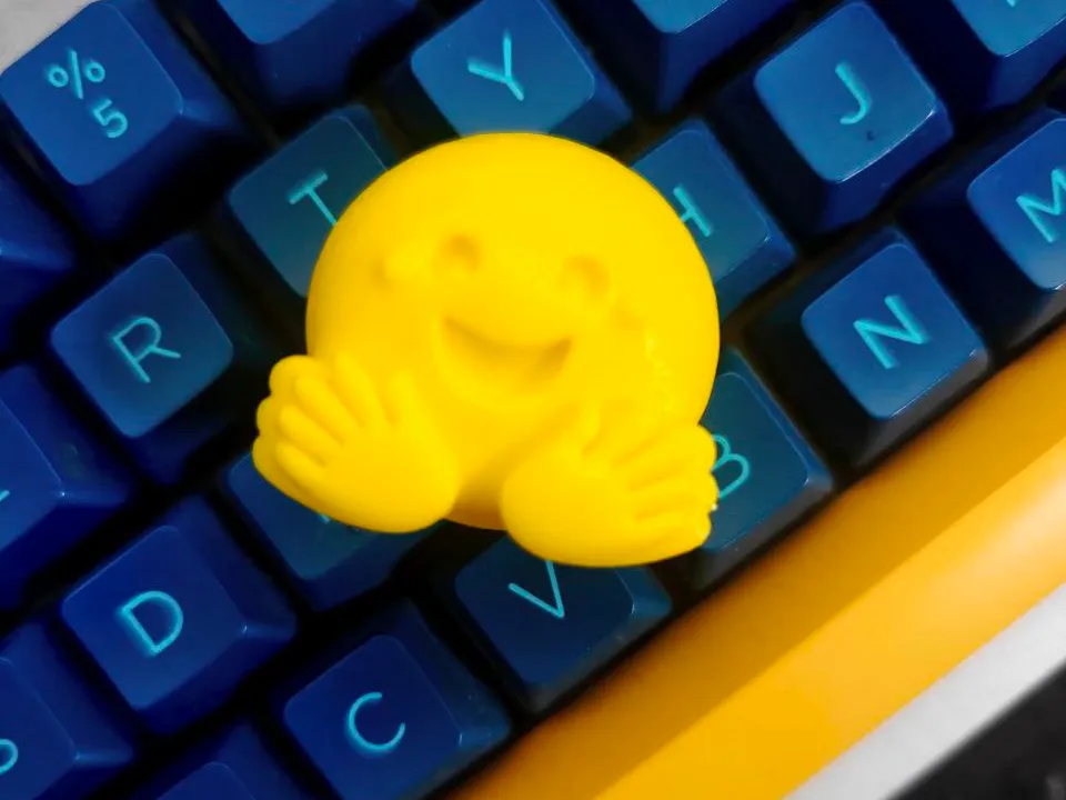 Hugging face emoji - Free 3D Print Model - MakerWorld