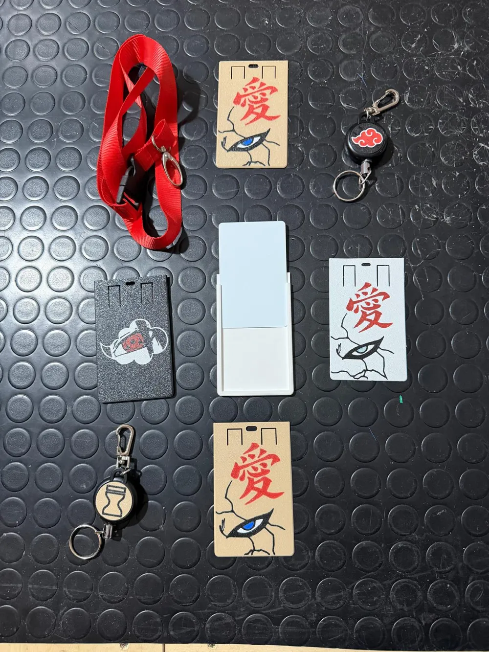 Itachi Eye badge holder - Free 3D Print Model - MakerWorld