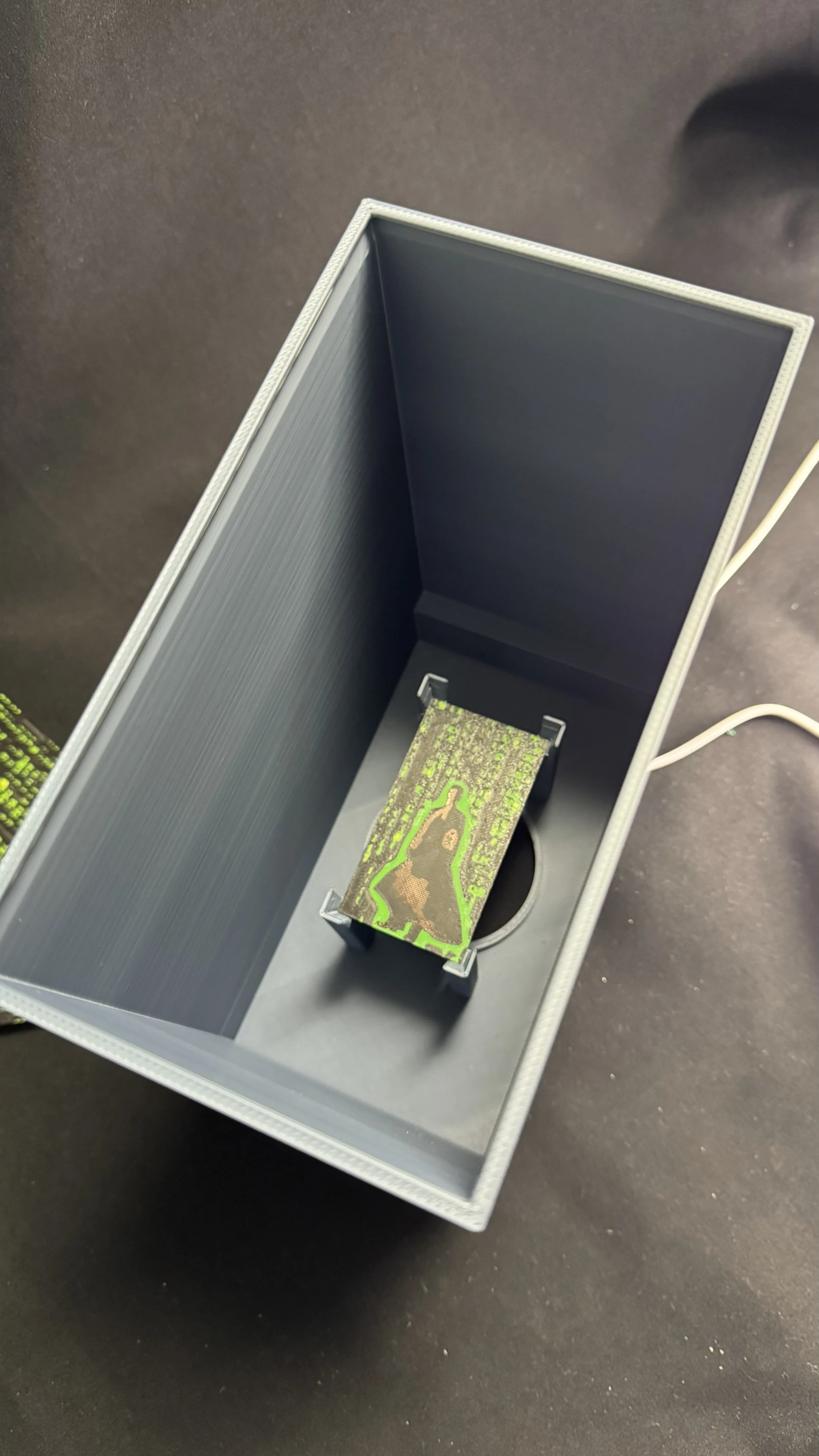 Book Nook with perspective effect - Free 3D Print Model - MakerWorld