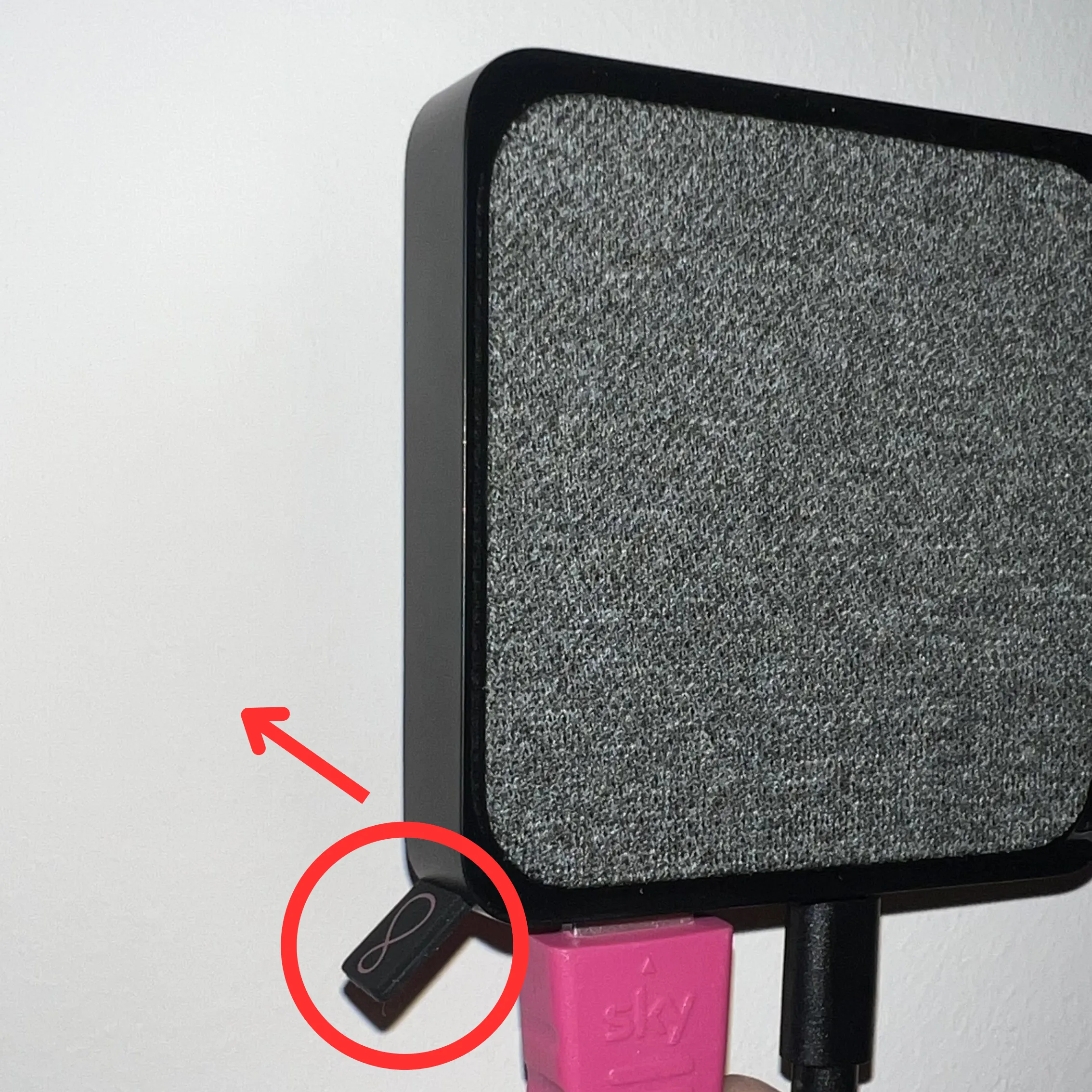 Support mural pour Virgin Media Stream Box - Modèle d'Impression 3D ...