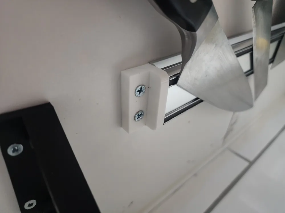 Replacement brackets for Sabatier knife magnet bar - Free 3D Print ...