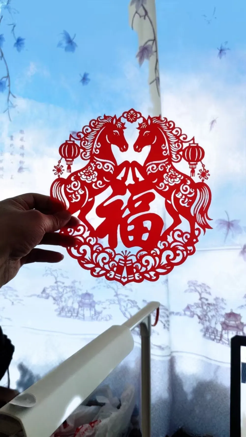 Two Horses Embracing Fortune Window Decoration - Free 3D Print Model ...