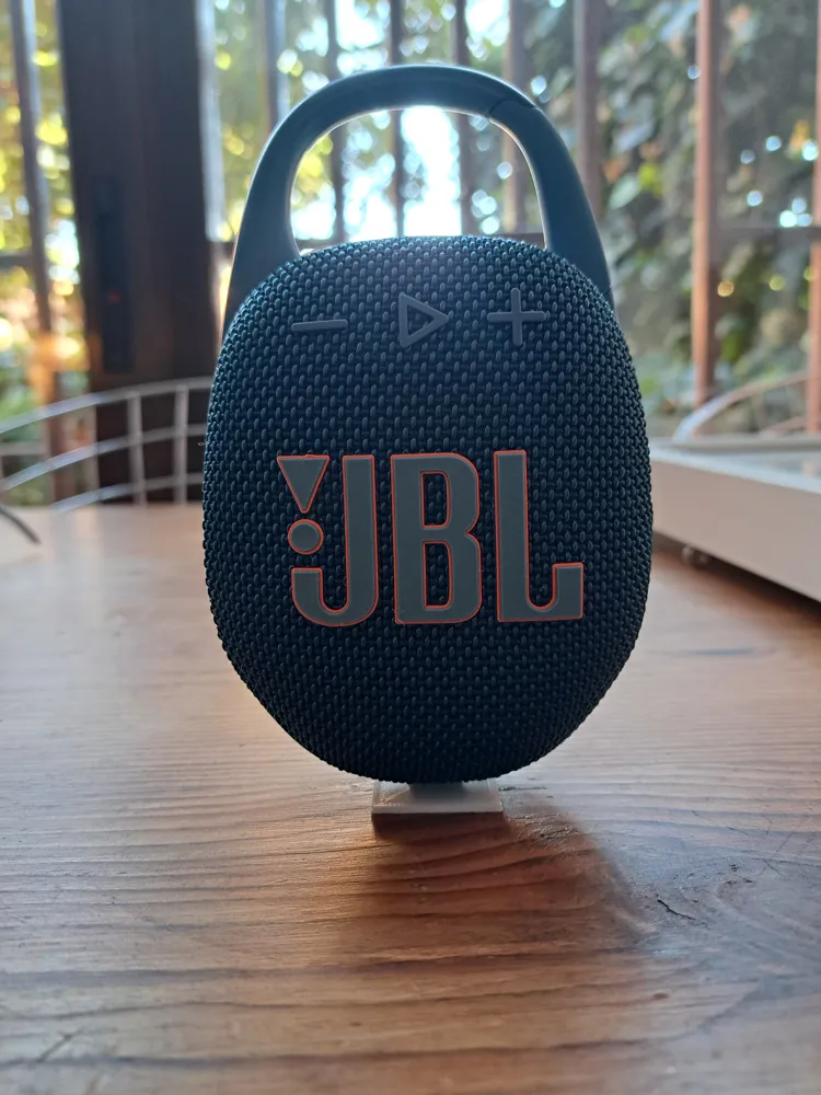 JBL Clip 5 stand - Free 3D Print Model - MakerWorld