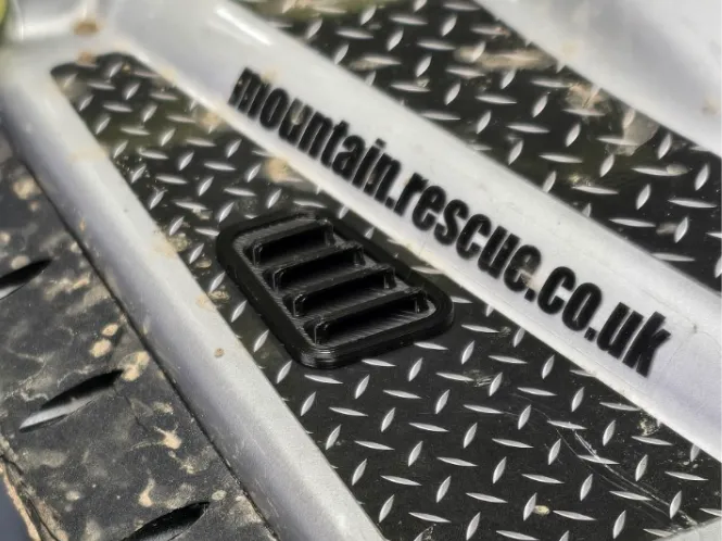 FTX Kanyon Land Rover Style Bonnet Vents/Grilles - Free 3D Print Model ...