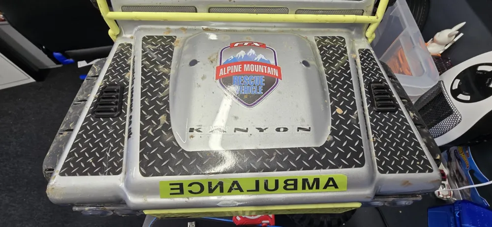 FTX Kanyon Land Rover Style Bonnet Vents/Grilles - Free 3D Print Model ...