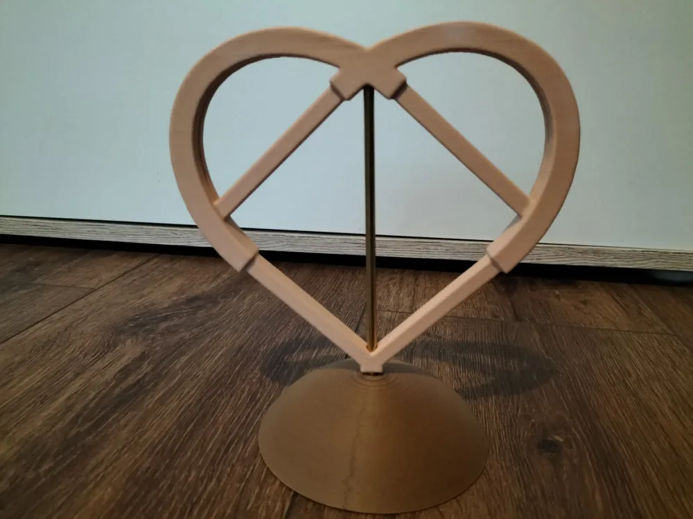 Valentine Spinning Heart Photo Frame (2 Versions) - Free 3D Print Model ...