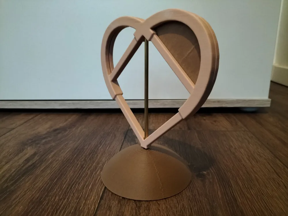 Valentine Spinning Heart Photo Frame (2 Versions) - Free 3D Print Model ...