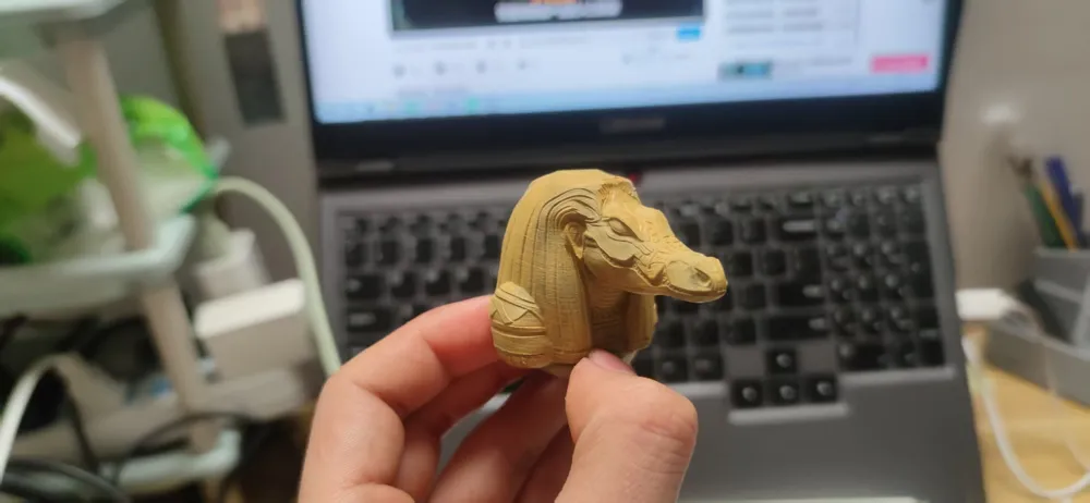 Estátua da Cabeça de Crocodilo Dourado da Operação Delta - Modelo ...