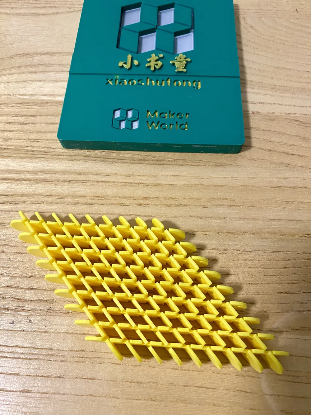 Elastic mesh toy fidget toy creative coaster 99.99% print success rate ...