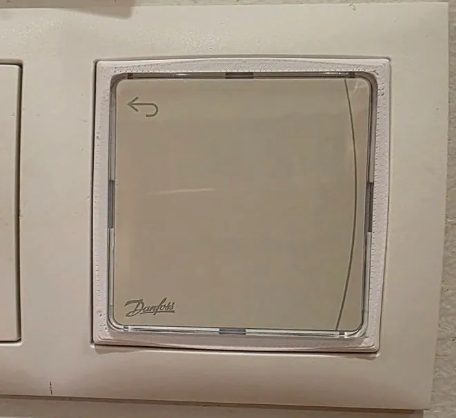 Gira-danfoss frame adapter - Free 3D Print Model - MakerWorld