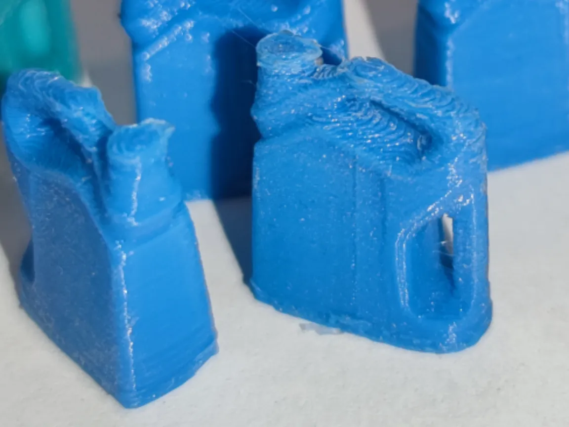 Miniature 5L oil canister 1/18 Diorama oil canister - Free 3D Print ...