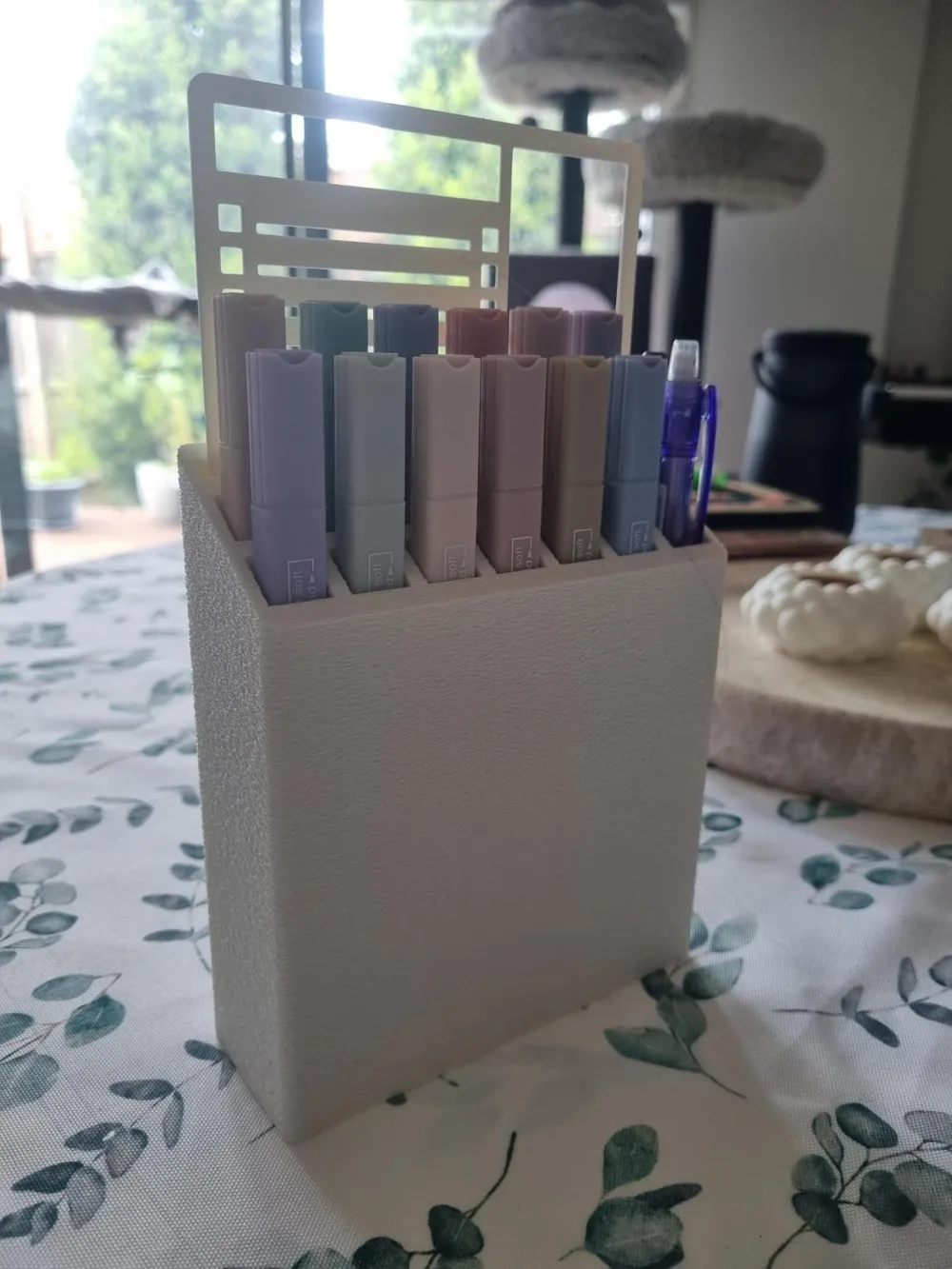 Highlighter Organizer With Stencil slot - Free 3D Print Model - MakerWorld