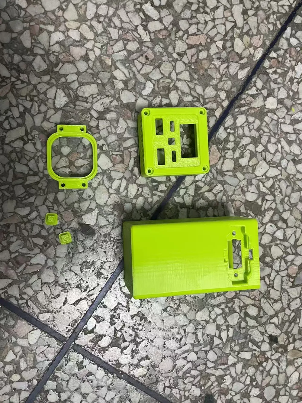 Auto-Starthilfe-Powerbank 16.8V ohne Logo – Kostenloses 3D-Druckmodell ...