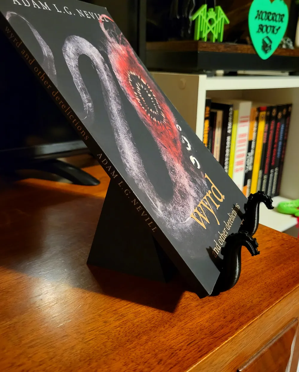 Tentacle Book + Bookmark Display / Phone Holder - Free 3D Print Model ...