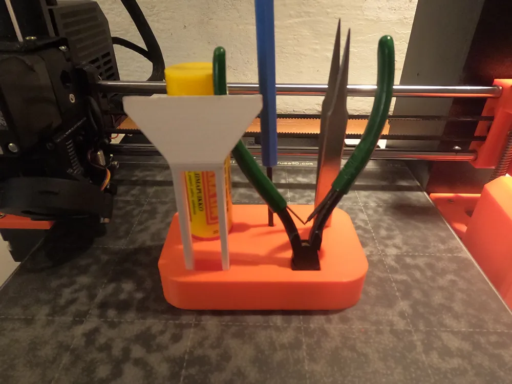 Tool holder - Free 3D Print Model - MakerWorld
